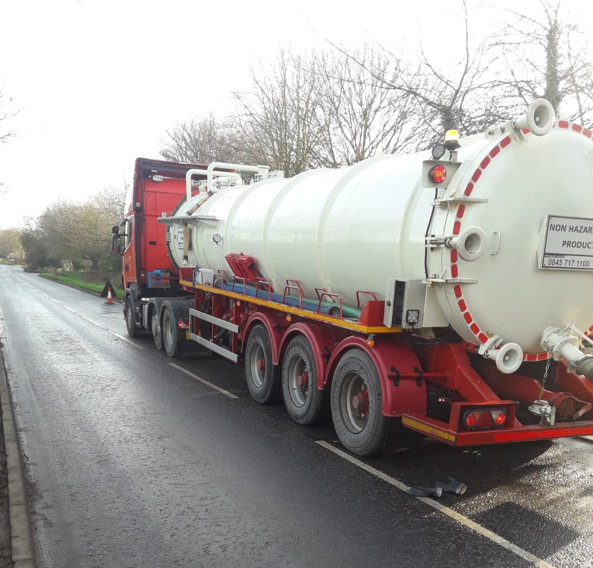 Drain Unblocking Worcestershire | LN Transport